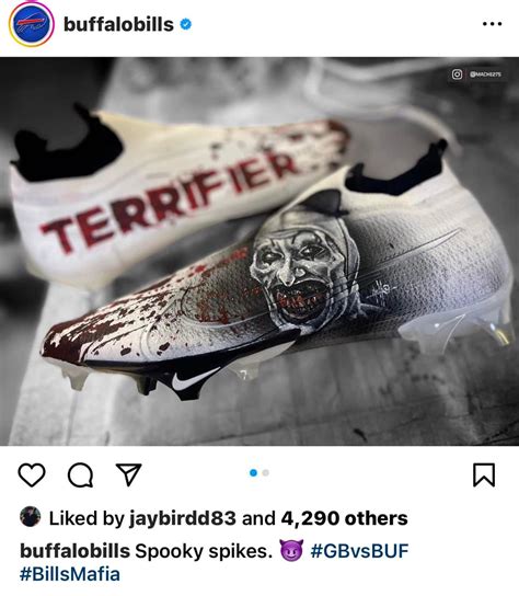 Gabe Davis Of The Buffalo Bills Loves Art So Much He Was Repping Today With His Spooky Spikes