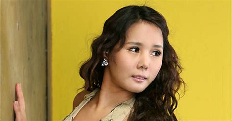 [md포토] 레이싱모델 우정화 섹시한 옆모습