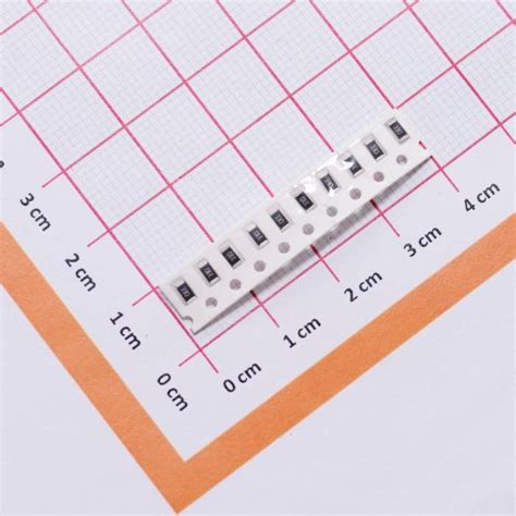 Резистор smd 33 Ом 1206 1/4 Вт купить
