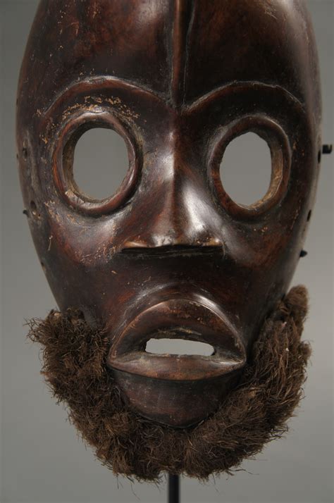 Nigerian Masks History At Zoe Burdett Blog