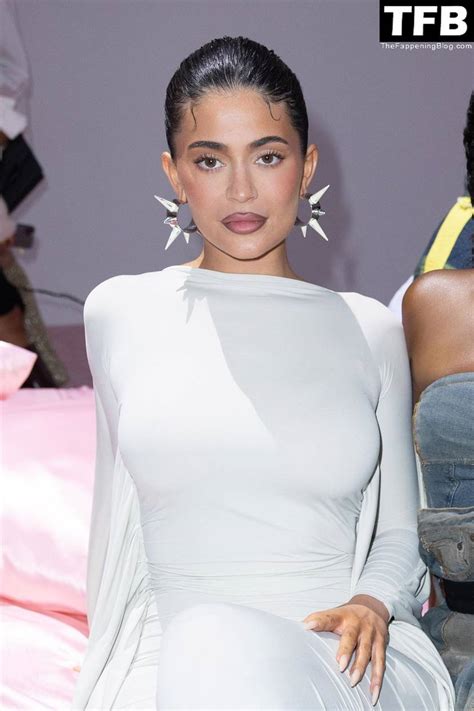 Kylie Jenner Dress Photos The Fappening Stars