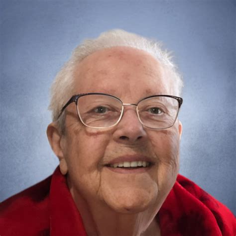 Mme Jeanne St Onge Maison Funéraire St Louis