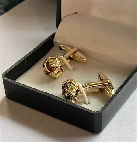Golden Designer Brass Cufflinks At ₹ 225pair In Mumbai Id 2852851691973