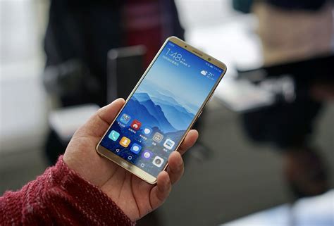 华为 Mate 10 Pro 评测：同样均衡优秀，但手感更加圆润 极客公园