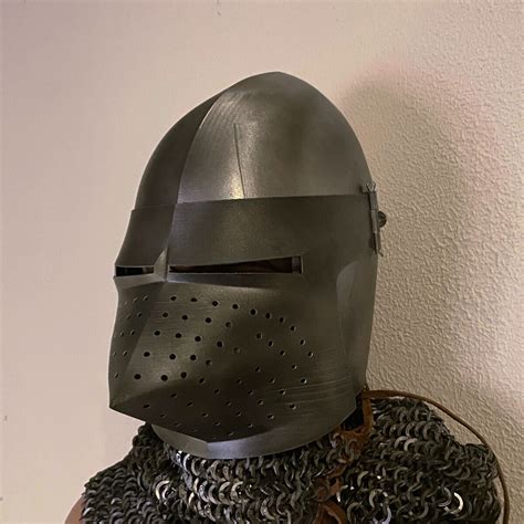 🪖 Hounskull Bascinet 14th Century・ 3d File For 3d Printing・cults