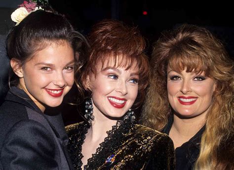 All About The Judd Sisters Wynonna Judd And Ashley Judd