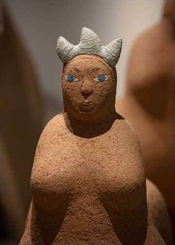 구운 점토테라코타 작품을 통한 소통과 회복