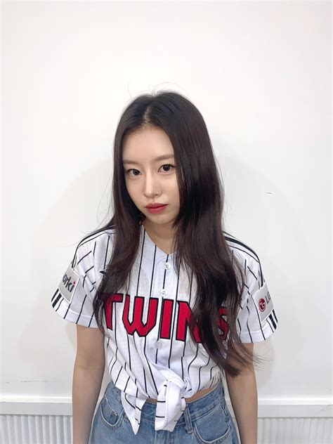 230430 Fifty Fifty Twitter Update Sio Kpopping