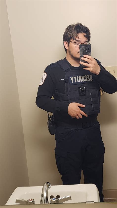 Rate The Uniform Canadian Security Company R Securityguards