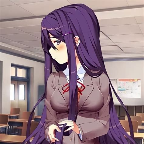 Yuri Ddlc Pfp