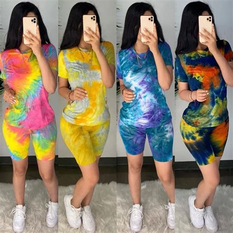 여름 여자 두 조각 세트 Tracksuits 캐주얼 짧은 소매 타이 염료 인쇄 T 셔츠 짧은 Bodycon 일치하는 양복 스포츠