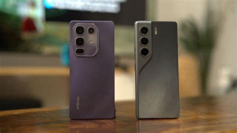 Both Devices Are At A Similar Price Point But Which One Is The Right Phone For You Were Gonna