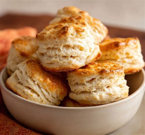 Fluffy Layered Biscuits Unlock Sky High Layers Every Time