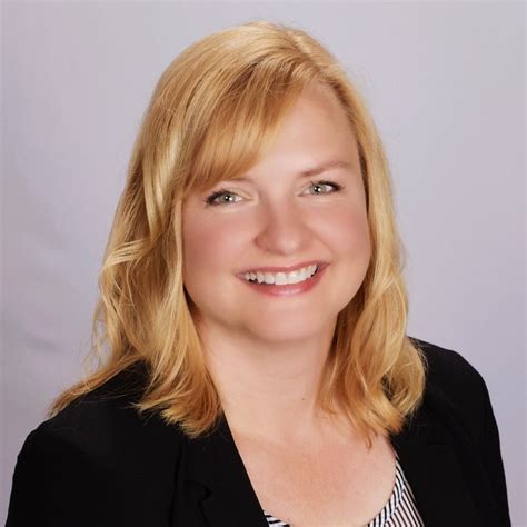 Lora Cordova Real Estate Agent In Stevens Point Wi