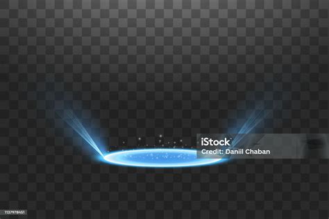 미래의 텔레포트 마법의 판타지 포털 빛 효과 푸른 양 초 투명 한 배경에 스파크와 밤 장면의 광선 연단의 빈 조명 효과 디스코 클럽 댄스 플로어 3차원 형태에 대한 스톡