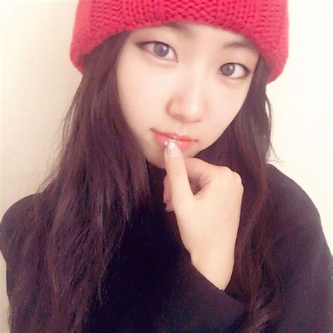 Super Cute Korean R Realasians