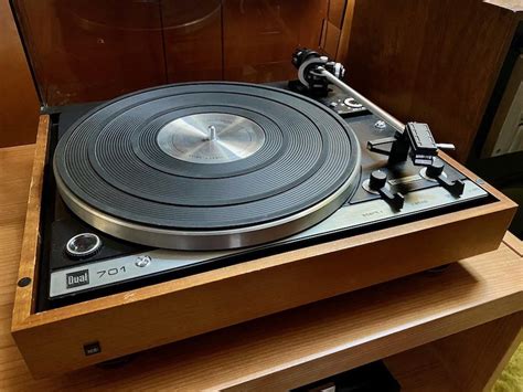 Vintage Turntable Brands