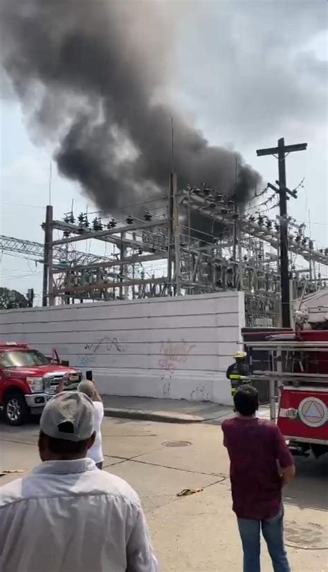 Reportan Explosión En Instalaciones De La Cfe El Humo Se Podría Ver A