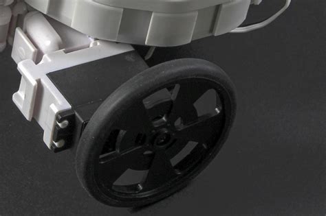 Ez Robot Continuous Rotation Servo With Wheel Robots Education