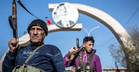 El Ex Primer Ministro De Al Assad Dice Aún No Hay Contacto Con Los Antiguos Titulares De Defensa