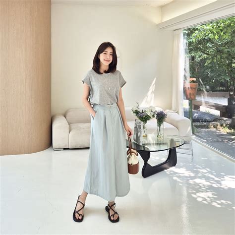 키큰여자바지 자체제작 키큰여자쇼핑몰 Iam176 촉촉한 촉감의 시원한 아이스 쿨링소재~ 힙이랑 허벅지는 커버해주면서 릴렉스하게 흐르는 핏이라 부해보임 없고 일단