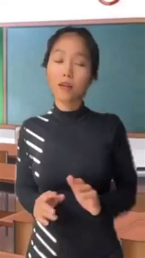 She Likes Candy Runexpected