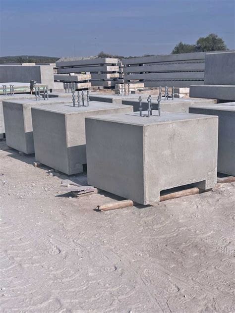 Equipment Foundations Heldenfels Enterprise