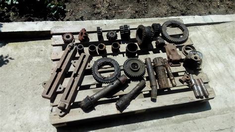 Продавам части за селскостопанска техника и други ремъчни шайби Резервни части Трактори