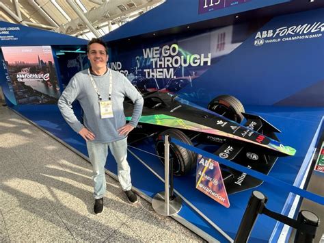 Kubecon Cloudnativecon Kubernetes Devops Cloudnative Ia Genai… Nuxia