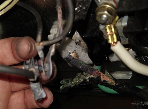 Electric Range Terminal Block Melted At Black Wire R Askanelectrician