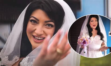 Ива Давидова за ВТОРИ ПЪТ облече булчинската си рокля ВИДЕО