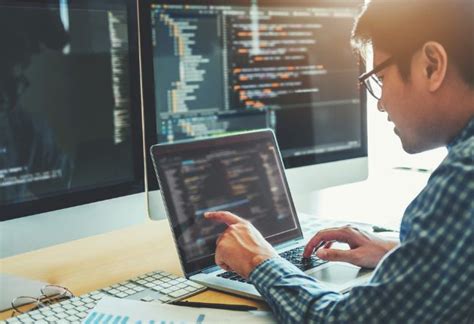 🌐 𝗦𝗲𝗲𝗸𝗶𝗻𝗴 𝗮 𝗪𝗲𝗯 𝗗𝗲𝘃𝗲𝗹𝗼𝗽𝗺𝗲𝗻𝘁 𝗘𝘃𝗼𝗹𝘂𝘁𝗶𝗼𝗻 codesuite
