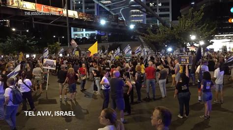 Protesters Block Major Highway In Tel Aviv At Weekly Rally For Hostages