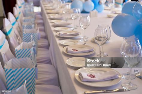 레스토랑에서 결혼식 축하를위한 아름다운 테이블 설정 0명에 대한 스톡 사진 및 기타 이미지 0명 결혼 의식 결혼식 Istock