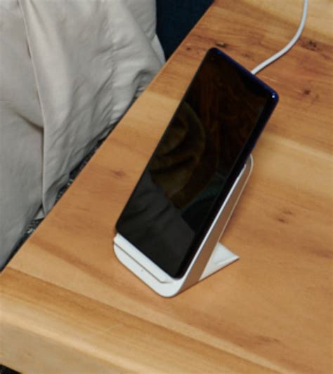 OnePlus Warp Charge Wireless Charger OnePlus Phone Accessories OnePlus United Kingdom