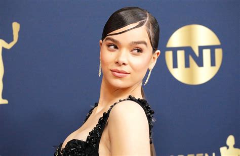 Hailee Steinfeld No Makeup