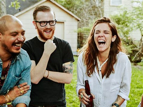 Extrovert People Characteristics