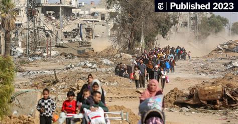 Palestinians Fleeing To Southern Gaza Face Horrors The New York Times