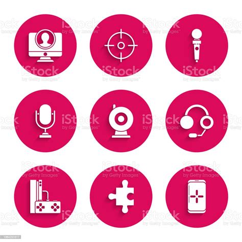 세트 웹 카메라 퍼즐조각 스마트폰 및 게임 헤드폰 조이스틱이 있는 게임 콘솔 마이크 아케이드 머신용 조이스틱 및 계정 화면 아이콘 만들기 벡터 Brand Name
