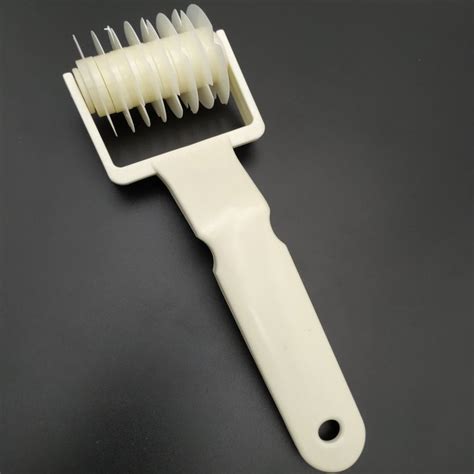 Badu Bg Висококачествен пай пица резачка за бисквитки пластмасови инструменти за печене