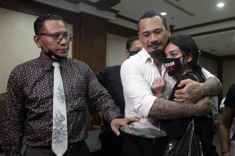 Jerinx Divonis 1 Tahun Penjara