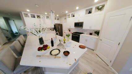 Horny Babe Goes Sex Date