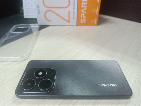 Fiturnya Next Level Tecno Spark 20 Usung Dts Double Speaker Hingga Kamera Bokeh Harga Rp1 Jutaan