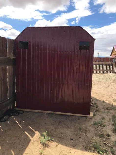 Төгрөг сумын зар мэдээлэл монгол гэрийн үүдний амбаар зарна мөн