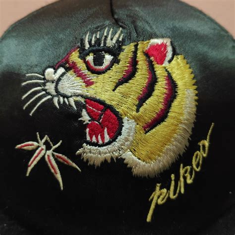 Vintage Piker Tiger Sukajan Satin Souvenir Trucker Snapback Cap Mens