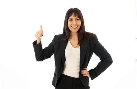 젊은 예쁜 비즈니스 여자의 클로즈업 및 표시 엄지 손가락 자신감 있고 성공적으로 웃는 느낌 사람들의 비즈니스 교육 성공과 작업 환경 개념 경영자에 대한 스톡 사진 및 기타