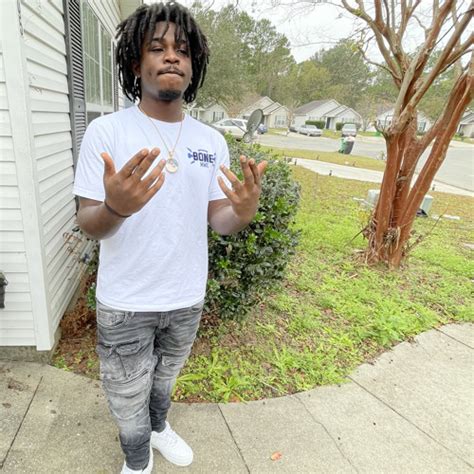 Stream Syn Rank HUSTLERS Vs Scammers By SYN Rank Listen Online For Free On SoundCloud