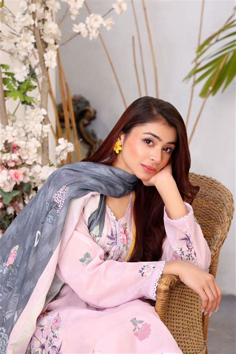 Syeda Batool Abidi On Linkedin Follow Me On Instagram Syedabatoolofficial
