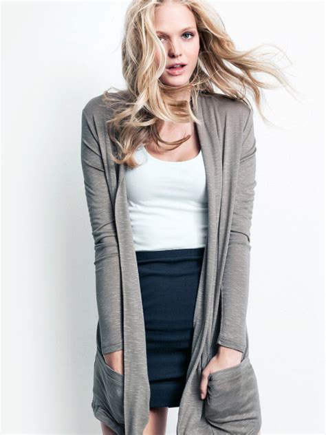 480x640 Resolution Erin Heatherton Hd Wallpaper 480x640 Resolution Wallpaper Wallpapers Den