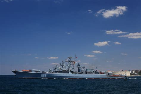 Russian Krivak Ii Class Anti Submarine Frigate Pytlivyy 5616x3744 R Warshipporn